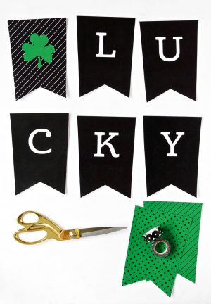 Free Printable St. Patrick's Day Banner - Paging Supermom