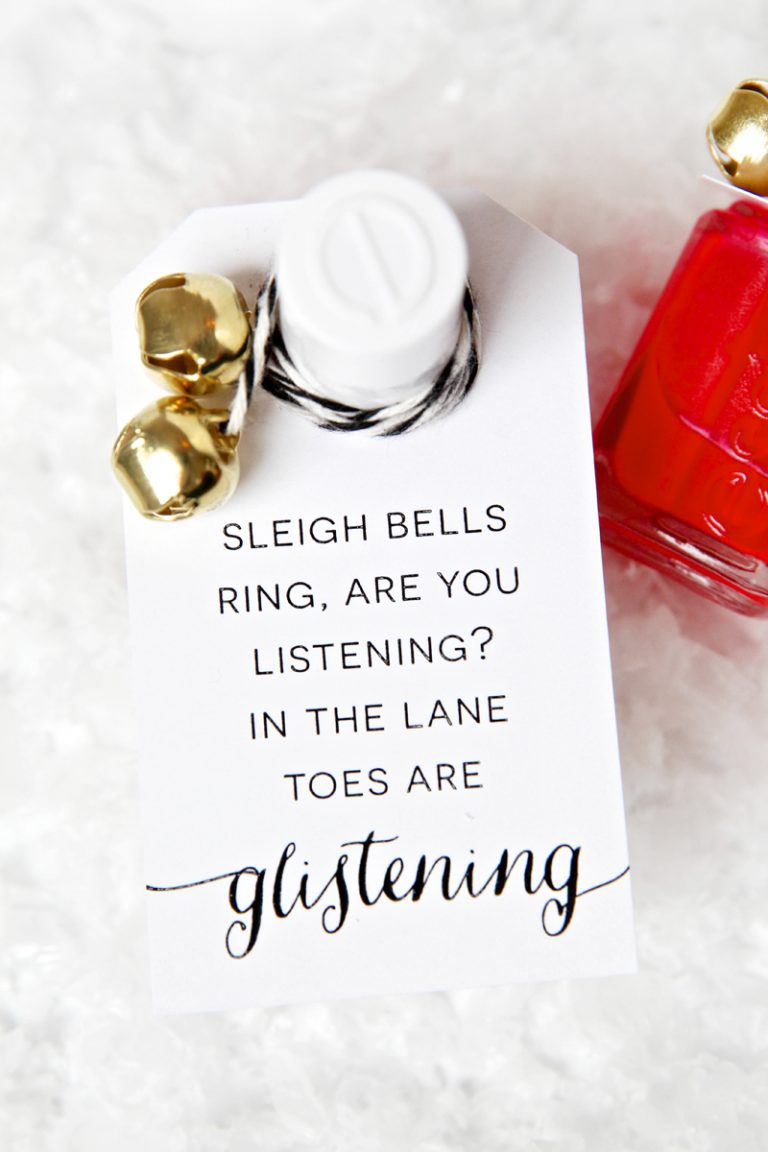 Holiday Nail Polish Gift Tags - Easy gifts for friends w/ Freebie!